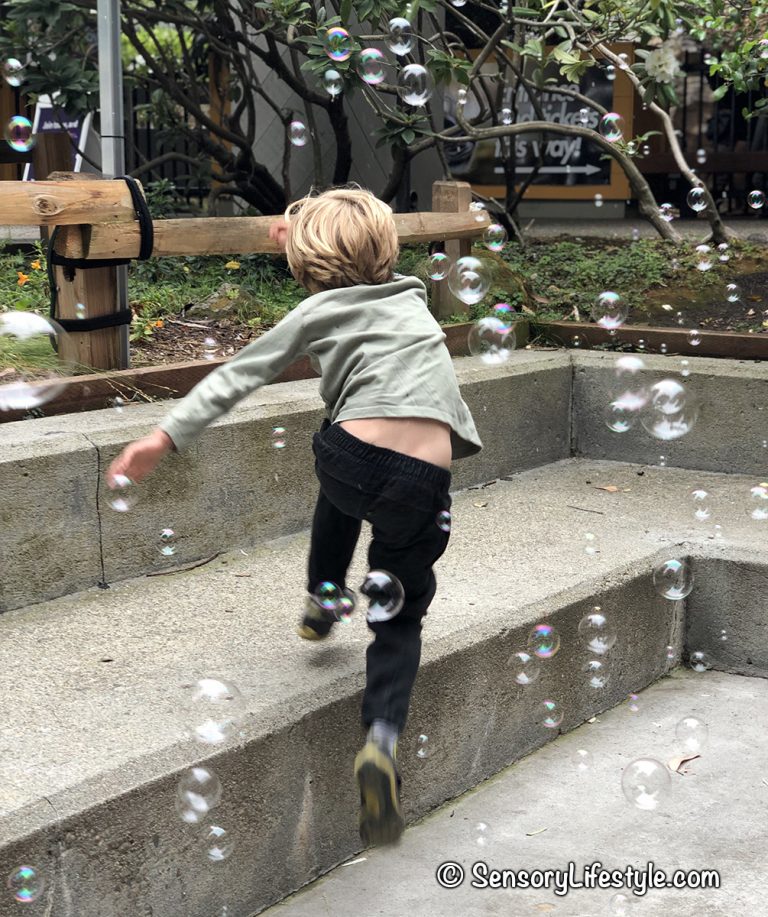 10 Developmental Benefits of playing with Bubbles » Sensory Lifestyle